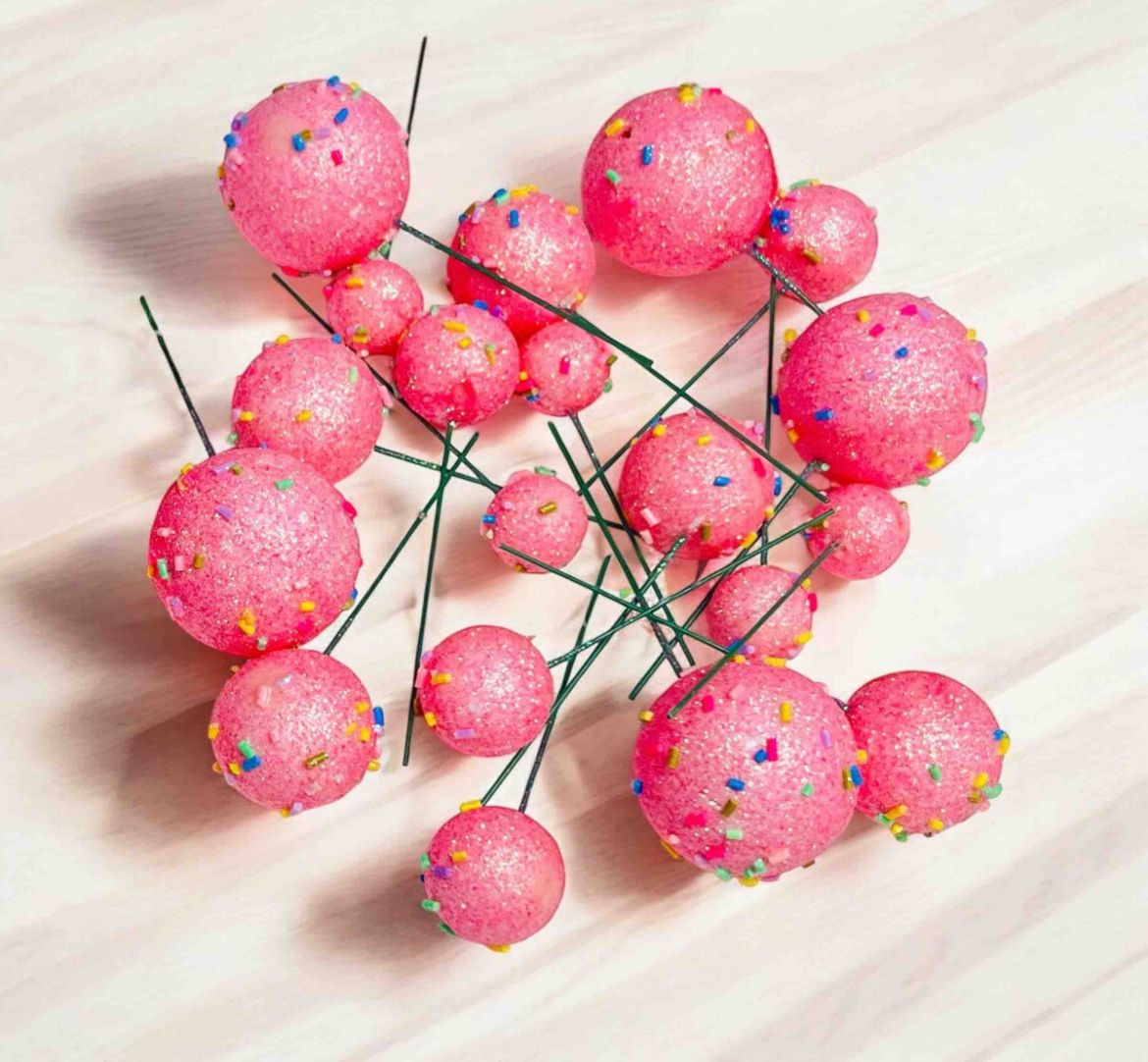 20pc Faux Balls with Confetti Pink – Lamay
